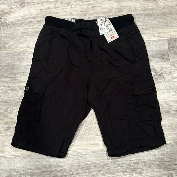 Swiss Cross | Shorts | Mens Black Swiss Cross Cargo Shorts | Poshmark